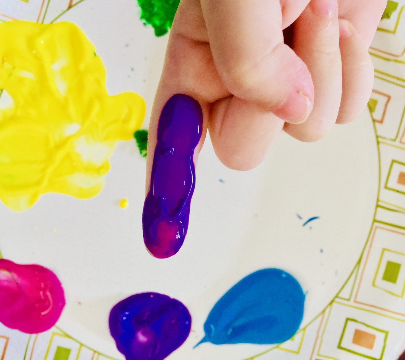 Flower Finger Painting For Toddlers! - Keep Calm And Mommy On